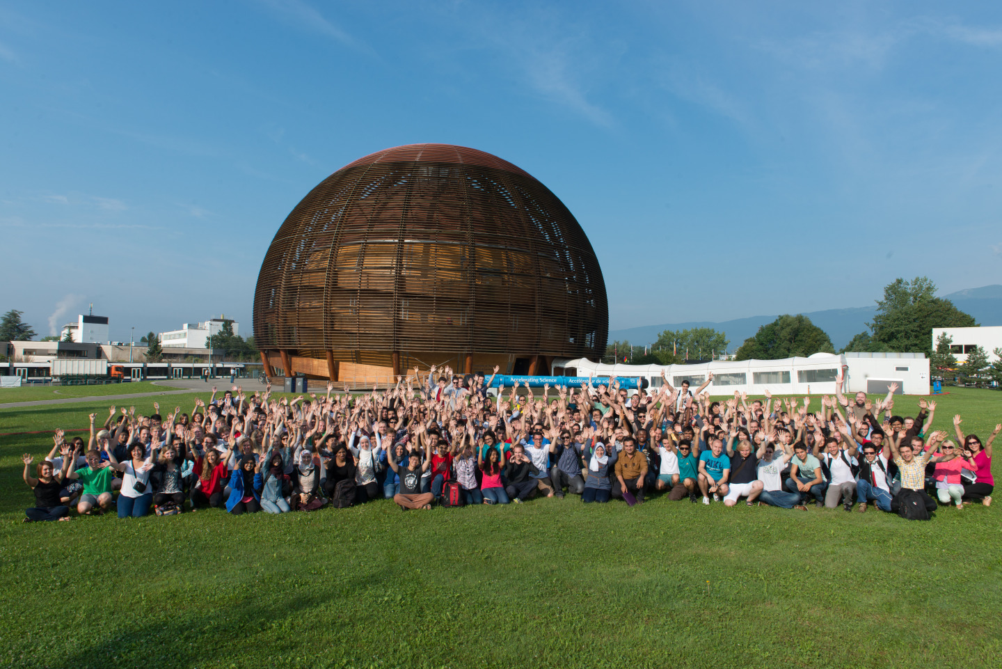 Join CERN: Student and Graduate opportunities now open for applicants